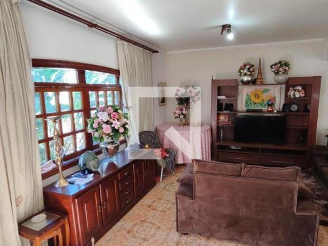 Casa à Venda Vila Jacuí, 5 Quartos, 250 m2