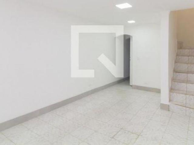 Casa à Venda Vila Jacuí, 2 Quartos, 135 m2