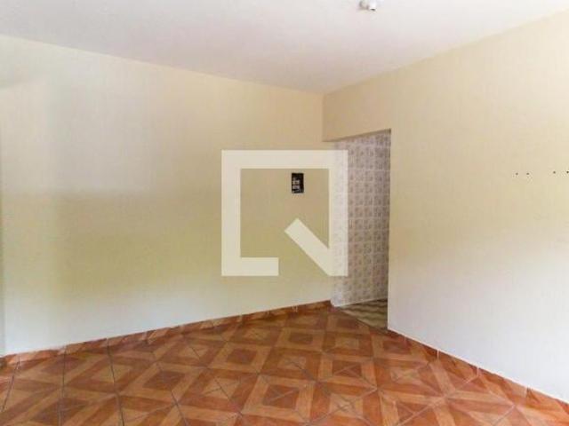 Casa à Venda Vila Jacuí, 2 Quartos, 165 m2