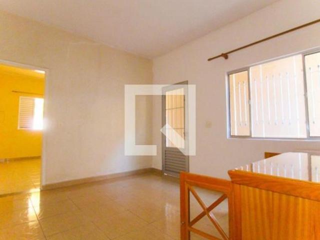 Casa à Venda Vila Jacuí, 2 Quartos, 170 m2