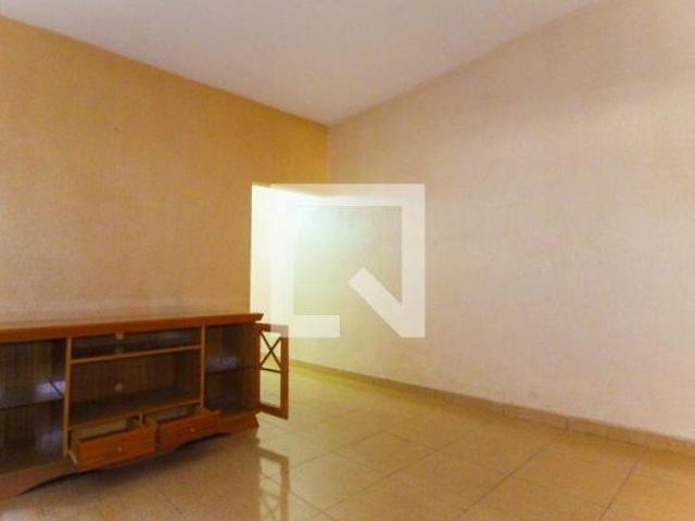 Casa à Venda Vila Jacuí, 2 Quartos, 170 m² São Paulo
