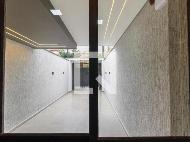 Casa à Venda Vila Jacuí, 2 Quartos, 90 m2