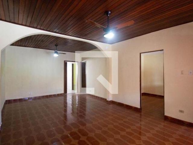Casa à Venda Vila Jacuí, 3 Quartos, 100 m2