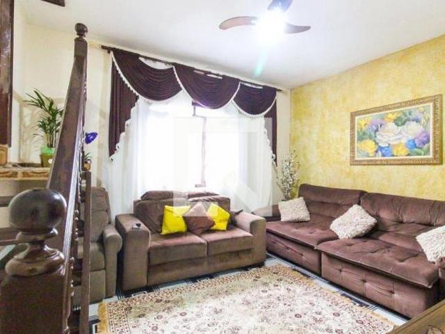 Casa à Venda Vila Jacuí, 3 Quartos, 160 m2