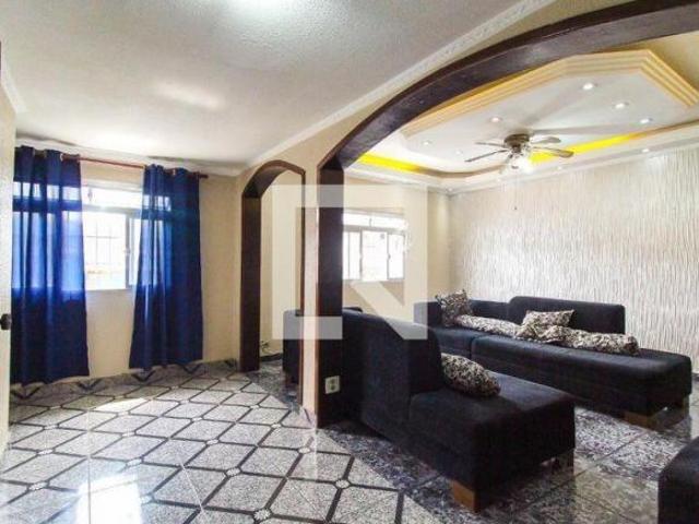 Casa à Venda Vila Jacuí, 3 Quartos, 180 m2