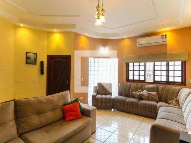 Casa à Venda Vila Jacuí, 3 Quartos, 200 m2