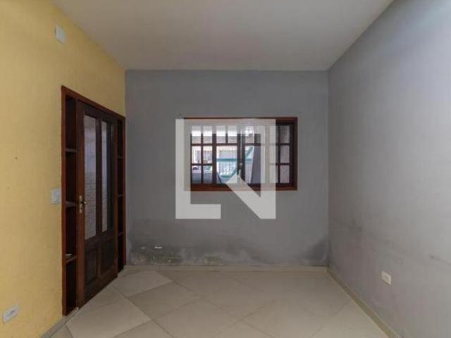 Casa à Venda Vila Jacuí, 3 Quartos, 200 m² São Paulo