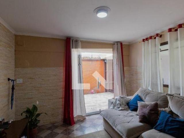 Casa à Venda Vila Jacuí, 3 Quartos, 200 m² São Paulo