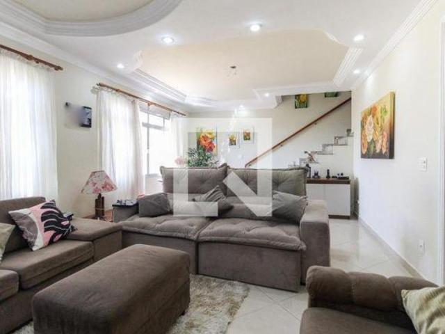 Casa à Venda Vila Jacuí, 3 Quartos, 300 m² São Paulo