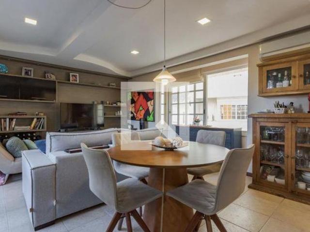Casa à Venda Vila Jardim, 3 Quartos, 250 m² Porto Alegre