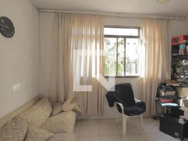 Casa à Venda Vila Jardim, 4 Quartos, 200 m² Porto Alegre