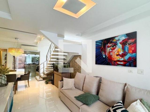 Casa à Venda Vila Jordanópolis, 3 Quartos, 200 m2
