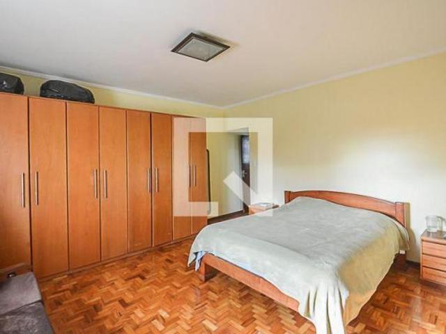 Casa à Venda Vila Jordanópolis, 3 Quartos, 208 m2
