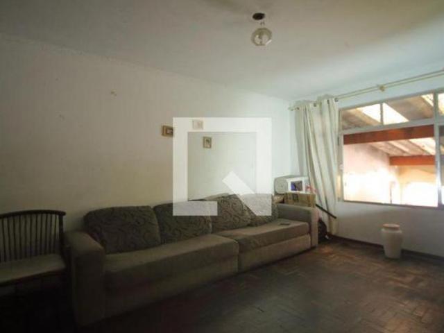 Casa à Venda Vila Jordanópolis, 4 Quartos, 200 m² São Bernardo do Campo