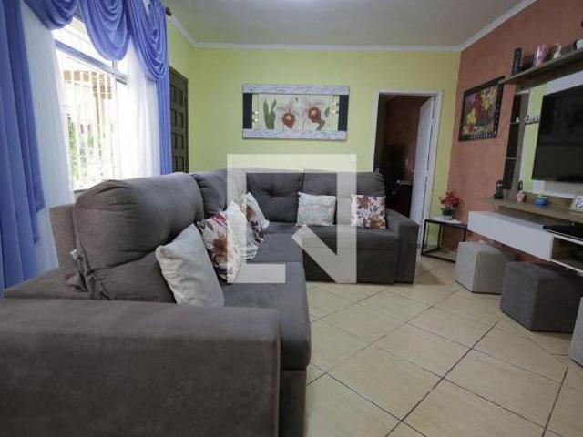 Casa à Venda Vila Linda, 3 Quartos, 196 m2