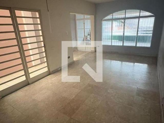 Casa à Venda Vila Liviero, 3 Quartos, 160 m2