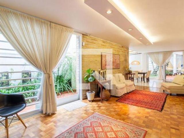 Casa à Venda Vila Madalena, 4 Quartos, 390 m2