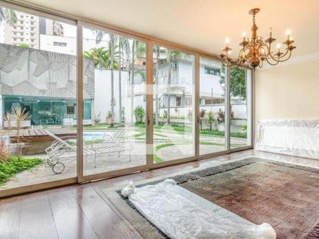 Casa à Venda Vila Madalena, 4 Quartos, 700 m² São Paulo