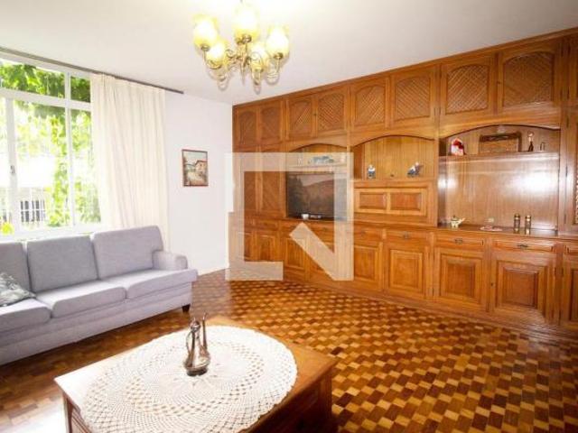 Casa à Venda Vila Madalena, 5 Quartos, 200 m2