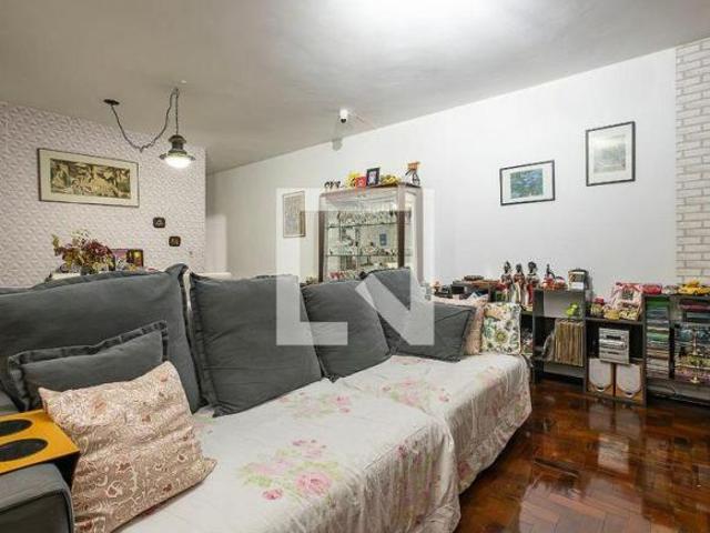 Casa à Venda Vila Madalena, 6 Quartos, 230 m2
