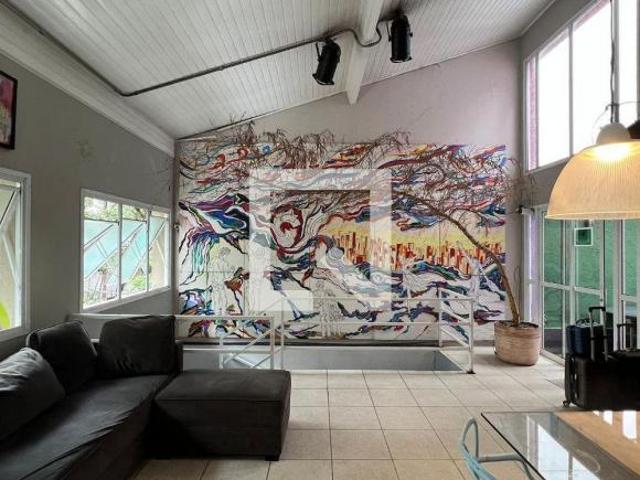 Casa à Venda Vila Madalena, 6 Quartos, 300 m2