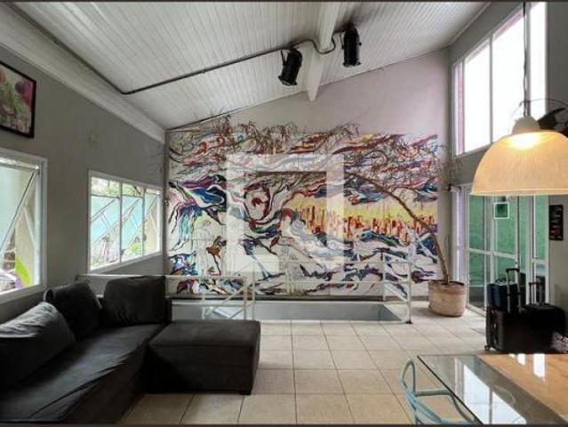 Casa à Venda Vila Madalena, 6 Quartos, 300 m2