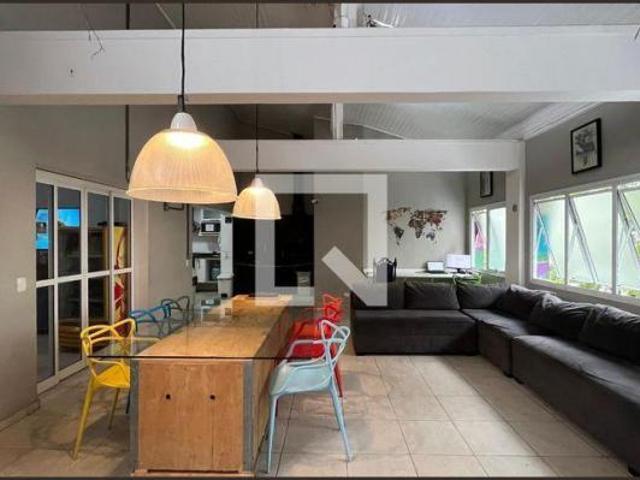 Casa à Venda Vila Madalena, 6 Quartos, 300 m² São Paulo