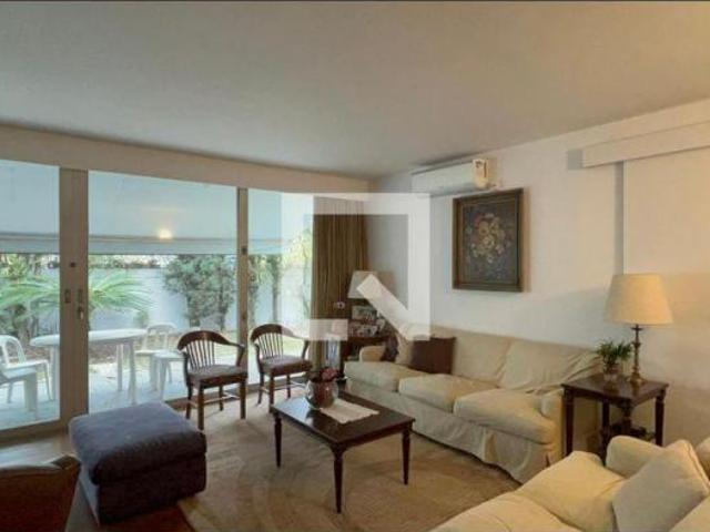 Casa à Venda Vila Madalena, 6 Quartos, 300 m² São Paulo