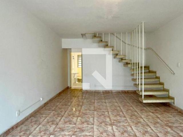 Casa à Venda Vila Madalena, 3 Quartos, 137 m2