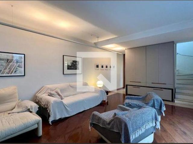 Casa à Venda Vila Madalena, 3 Quartos, 133 m2