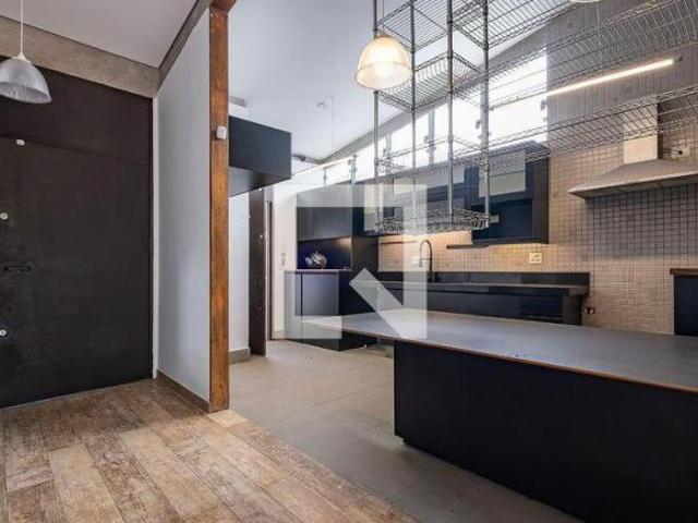 Casa à Venda Vila Madalena, 3 Quartos, 180 m2