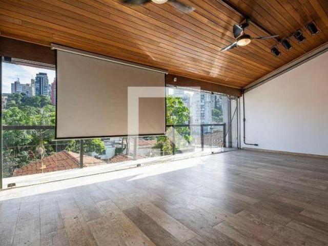 Casa à Venda Vila Madalena, 3 Quartos, 180 m² São Paulo