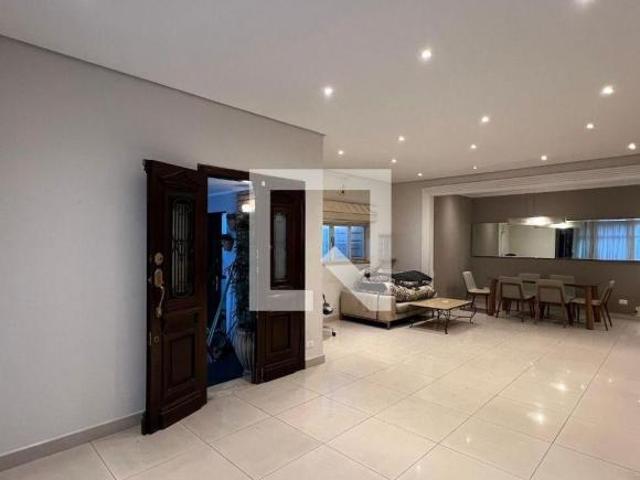 Casa à Venda Vila Madalena, 3 Quartos, 246 m2