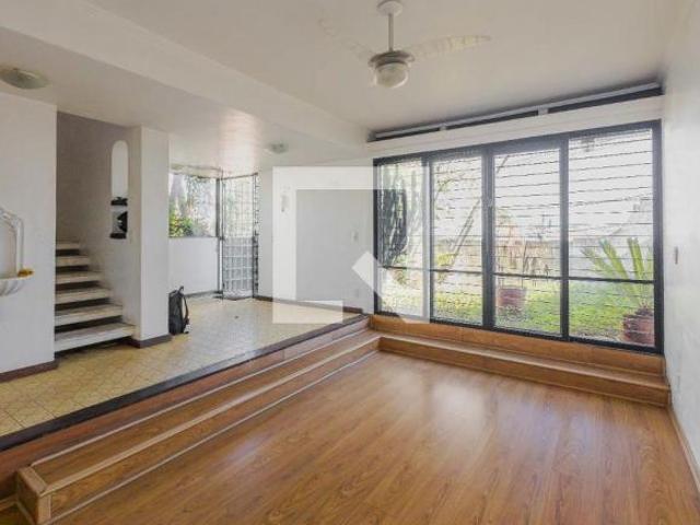 Casa à Venda Vila Madalena, 3 Quartos, 240 m2