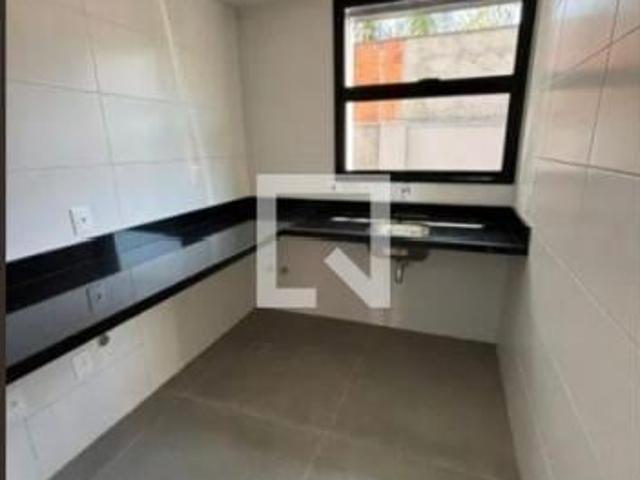 Casa à Venda Vila Madalena, 3 Quartos, 256 m² São Paulo
