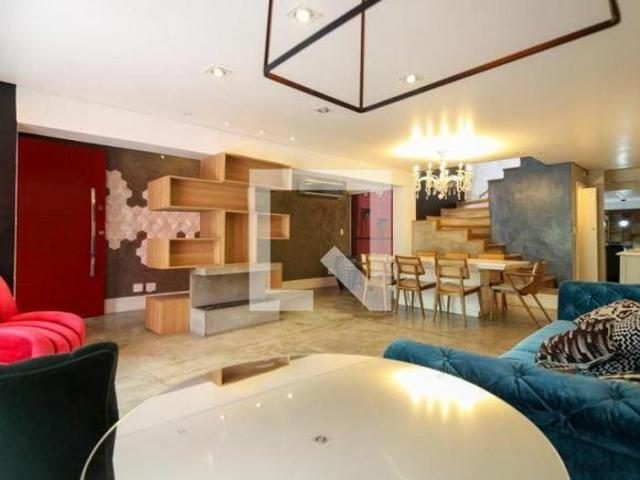 Casa à Venda Vila Madalena, 3 Quartos, 366 m² São Paulo