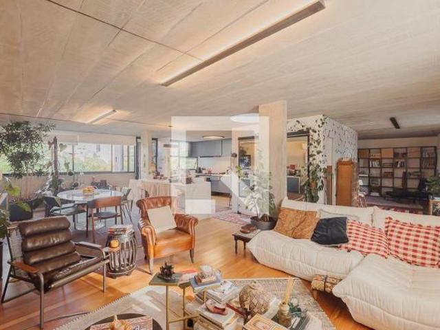 Casa à Venda Vila Madalena, 3 Quartos, 380 m2