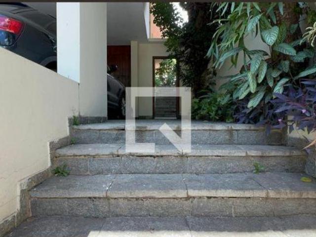 Casa à Venda Vila Madalena, 3 Quartos, 420 m2