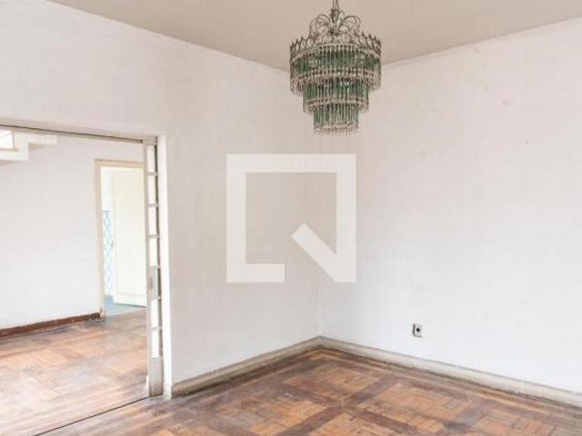 Casa à Venda Vila Mariana, 2 Quartos, 140 m2