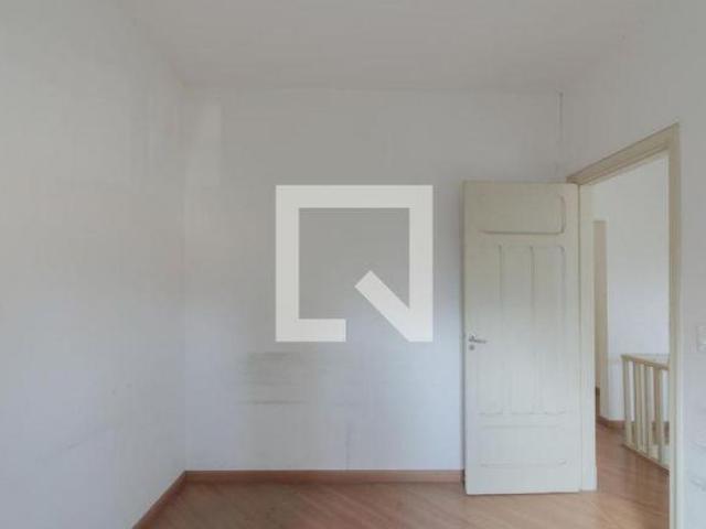 Casa à Venda Vila Mariana, 2 Quartos, 167 m² São Paulo