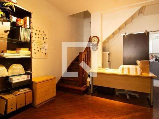 Casa à Venda Vila Mariana, 2 Quartos, 240 m2