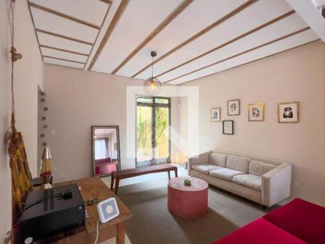 Casa à Venda Vila Mariana, 3 Quartos, 200 m² São Paulo
