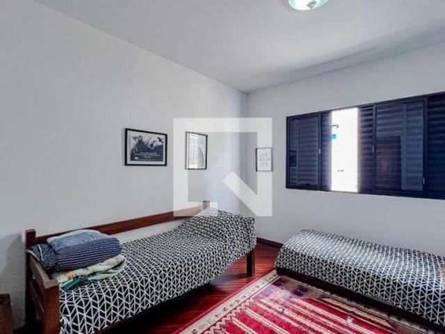 Casa à Venda Vila Mariana, 3 Quartos, 250 m2