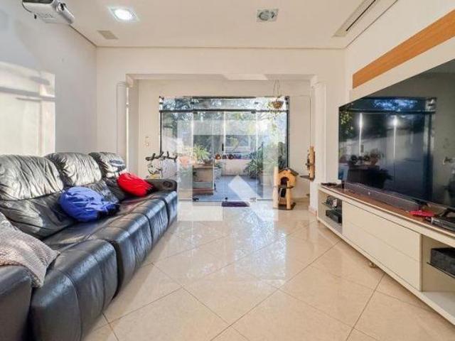 Casa à Venda Vila Mariana, 3 Quartos, 299 m² São Paulo