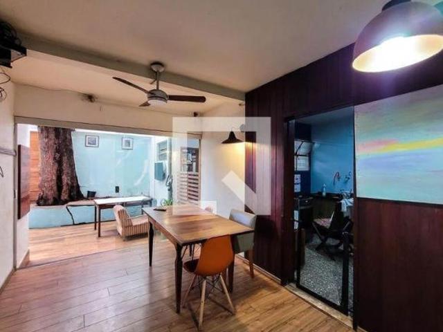 Casa à Venda Vila Mariana, 4 Quartos, 180 m² São Paulo