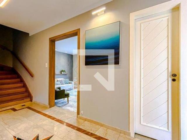 Casa à Venda Vila Mariana, 5 Quartos, 240 m² São Paulo