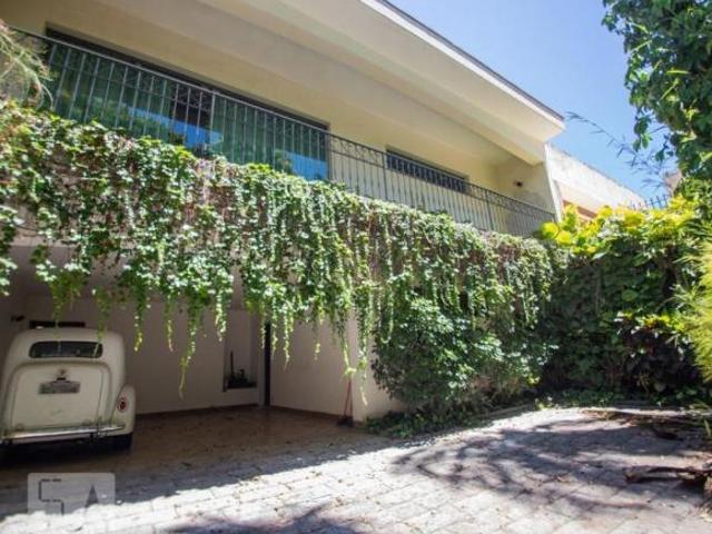 Casa à Venda Vila Marieta, 3 Quartos, 250 m2