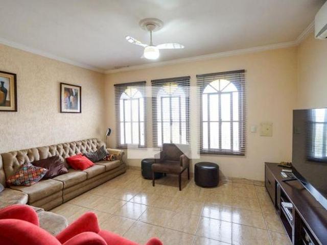 Casa à Venda Vila Matilde, 3 Quartos, 250 m2