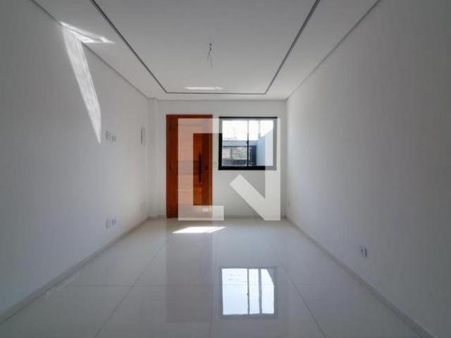 Casa à Venda Vila Nhocuné, 2 Quartos, 85 m2