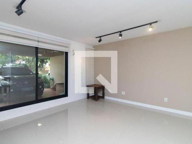 Casa à Venda Vila Nova, 3 Quartos, 180 m² Porto Alegre